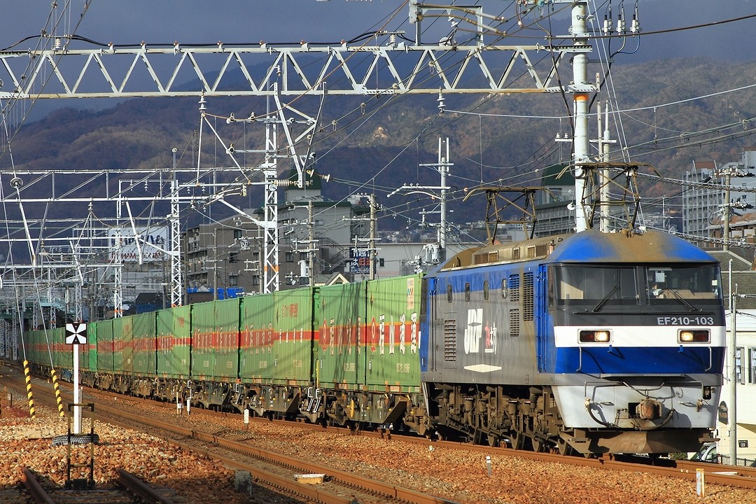 Msykの業務（鉄道）日誌:EF210カモレを見る～その65