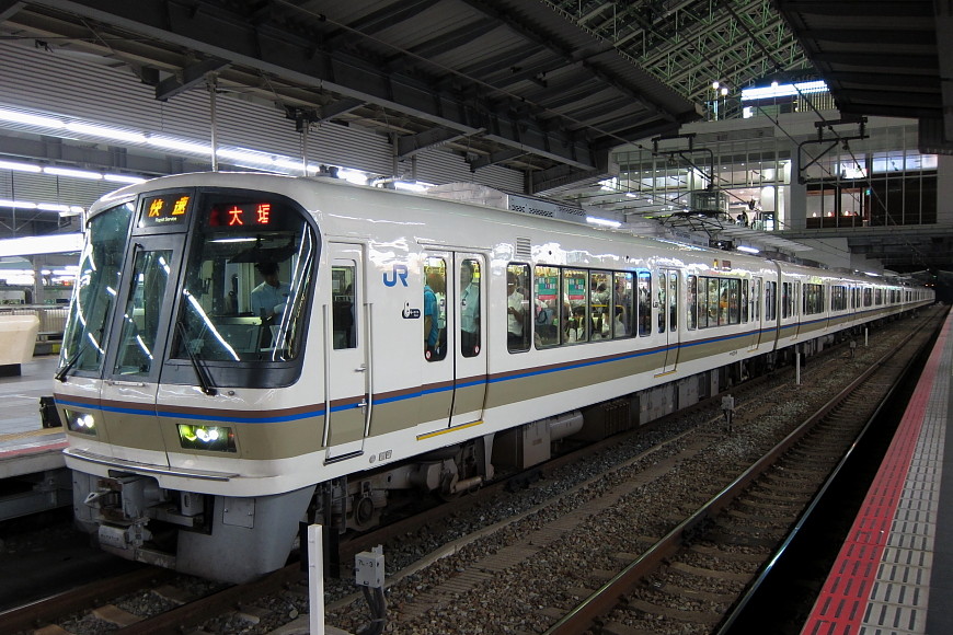 Msykの業務（鉄道）日誌:輝くHIDライト．221系更新車を見る