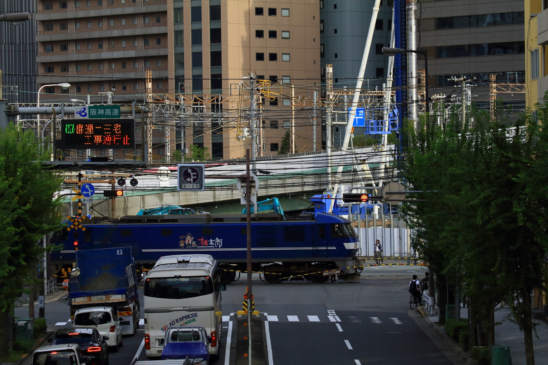 Msykの業務（鉄道）日誌:EF210カモレを見る～その115