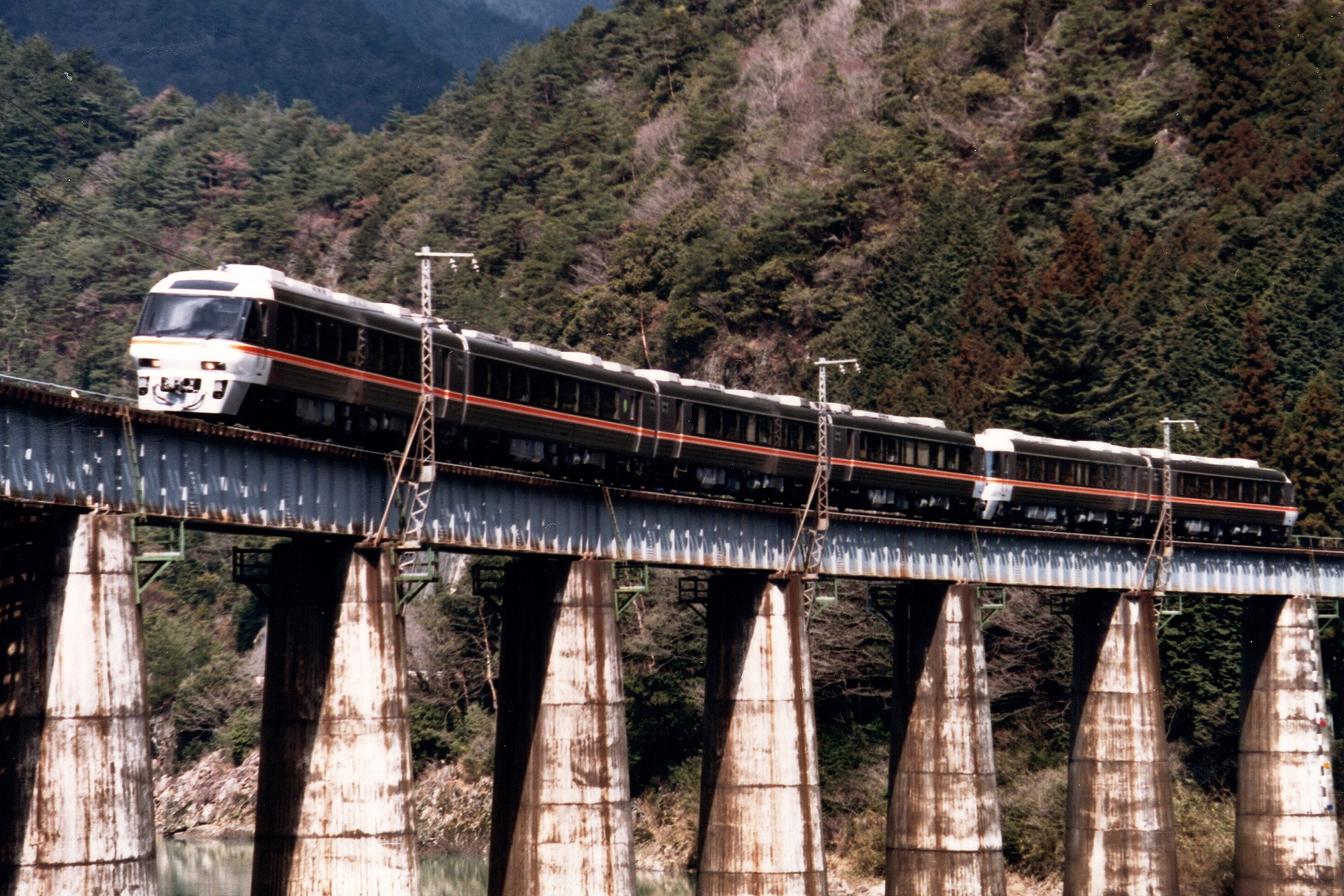 Msykの業務（鉄道）日誌:残るは2か月ほど～85系「ひだ」