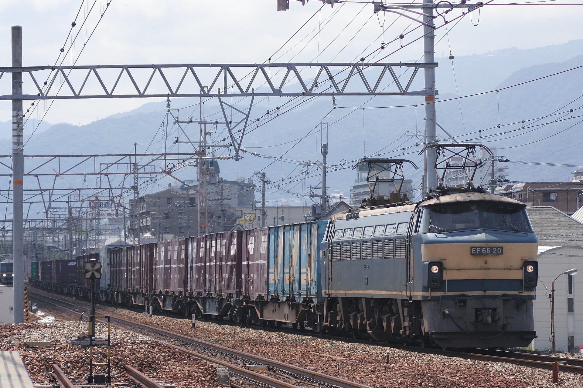 Msykの業務（鉄道）日誌:EF65・66カモレを見る