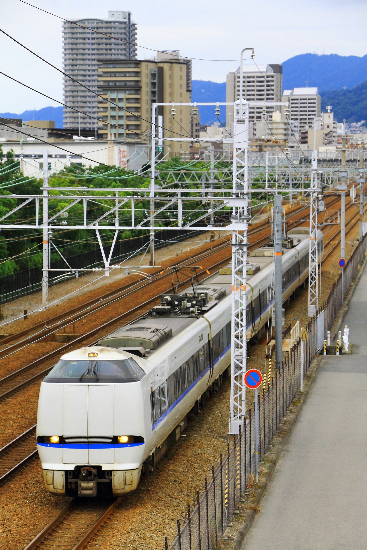 Msykの業務（鉄道）日誌:甲子園口にて683系を