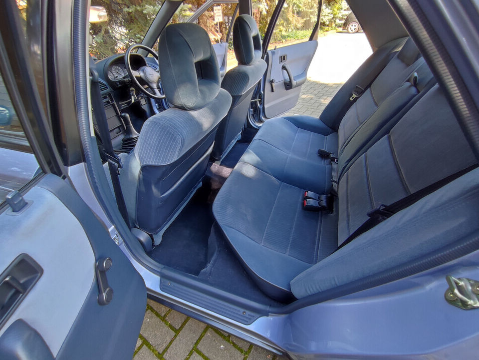 MAZDA FAMILIA ASTINA(1990) : Computer with Audio/Visual