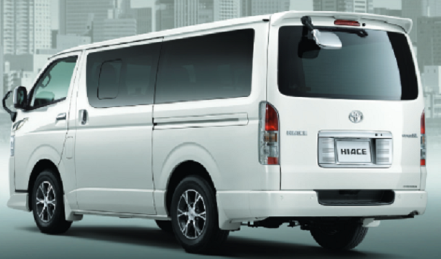 TOYOTA HIACE(2019)をレンタカーで借りる : Computer with Audio/Visual