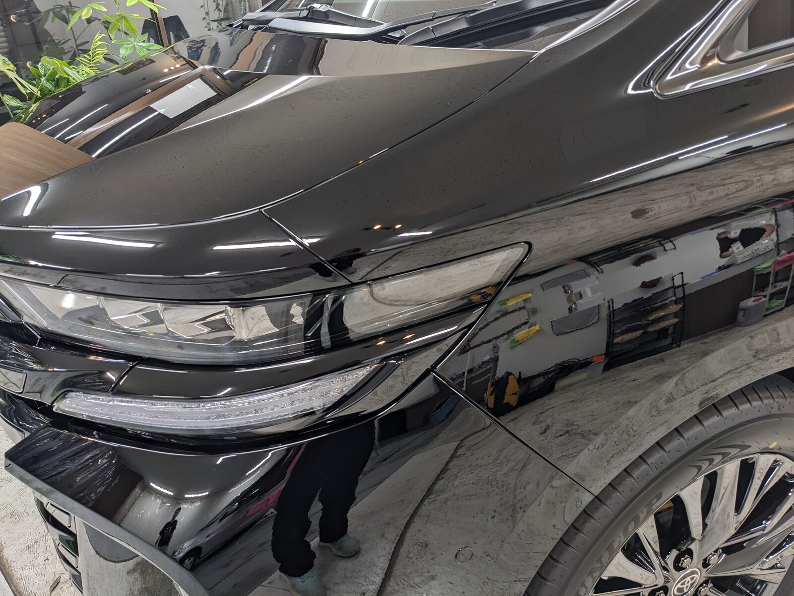 トヨタ ヴェルファイア FEYNLAB CERAMIC ULTRA施工車 : M&T Car Care Factory施工事例