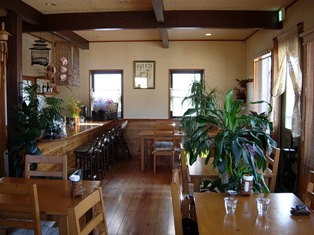 そして明日も二日酔い…:Bao Bab Cafe