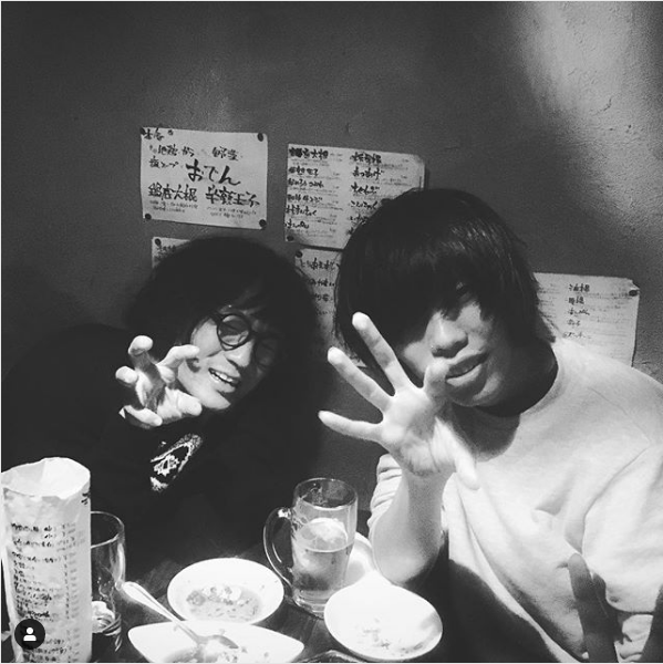 米津玄師、wowakaさんについて「彼が『ボカロっぽい』という概念を作り上げた。僕も影響を受けた人間の一人」と過去にツイート : もんてぃ・ぱいそん