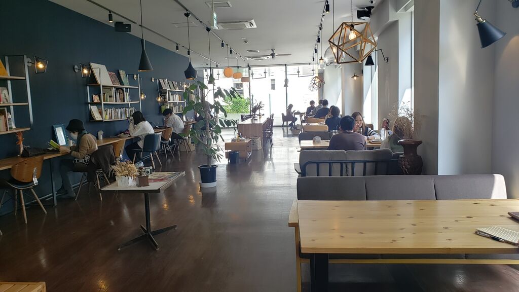 大腸がんとわかってからの日常 : ネックレス売ったよ&おしゃれなカフェ