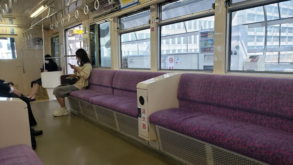 大腸がんとわかってからの日常 : 治療お合間にモノレールに乗った。5日目