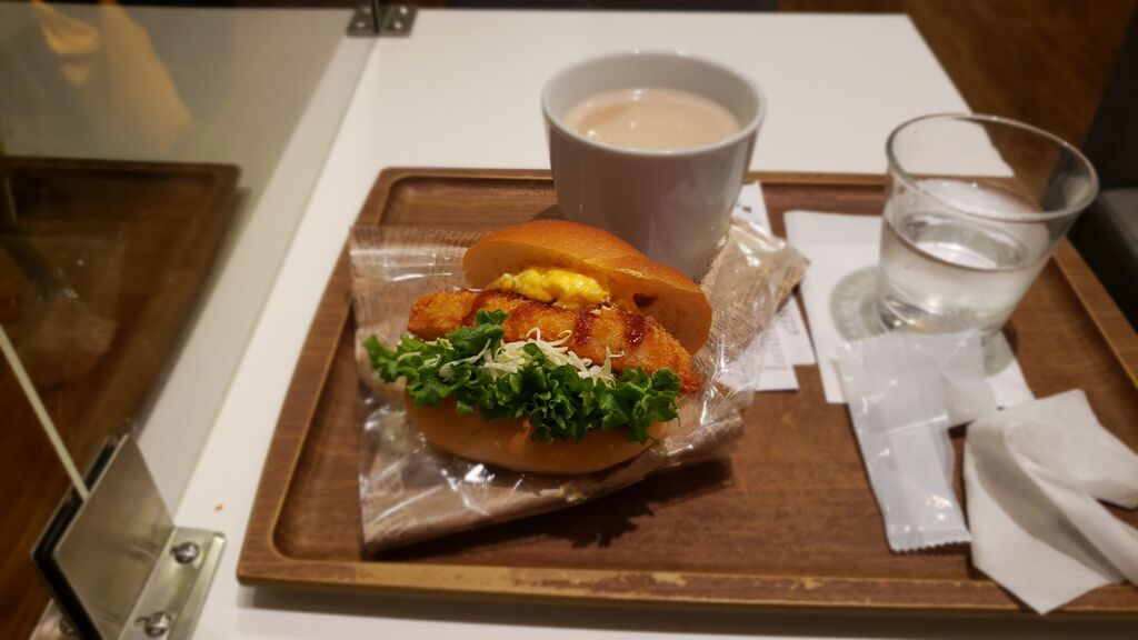 大腸がんとわかってからの日常 : 治療お合間にモノレールに乗った。5日目