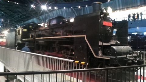 PublicTransportDiary : 国鉄最後のSL牽引定期列車を牽いたC57 135号機