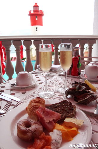 Oyster Box Hotel Breakfast : 徒然なる all over the World