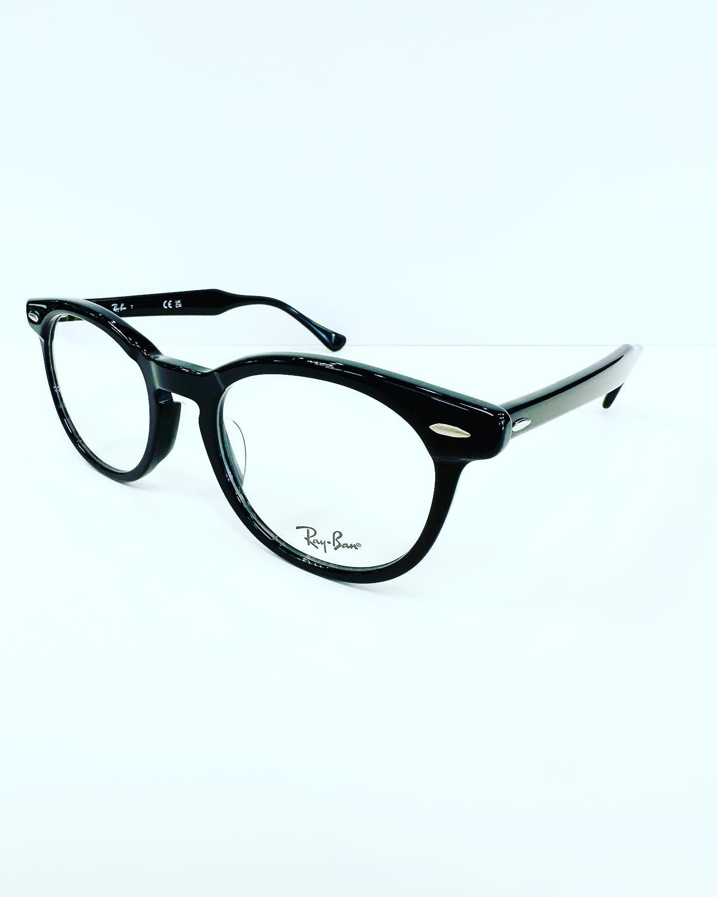 Ray-Ban、60年代のカウンターカルチャーにインスピレーションを得たタイムレスなデザイン 『Eagle Eye(イーグルアイ ...