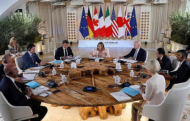 北の国から猫と二人で想う事 livedoor版:日米がウクライナと防衛支援などを行う2国間文書交換と歴史的G7