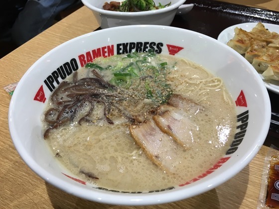 IPPUDO RAMEN EXPRESS(一風堂) LECT広島店 : 雉(きじ)も鳴かずば撃(う)たれまい