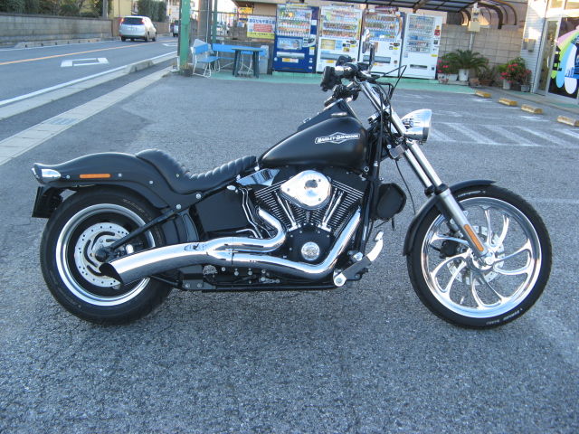 HarleyDavidsonパーツディストリビューター ネオファクトリー & カスタムショップ ネオガレージブログ : FXSTB ...