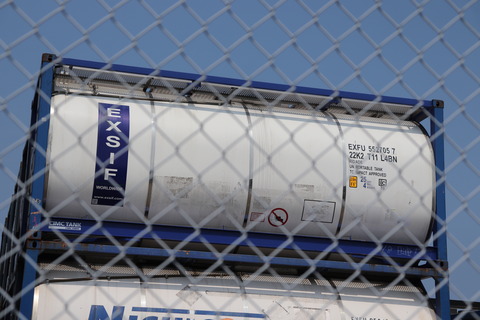 EXFU 552705 7 : new_ilya's Container Archives