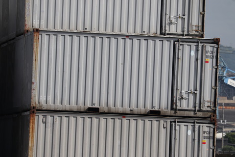 IPCU-100211 : new_ilya's Container Archives