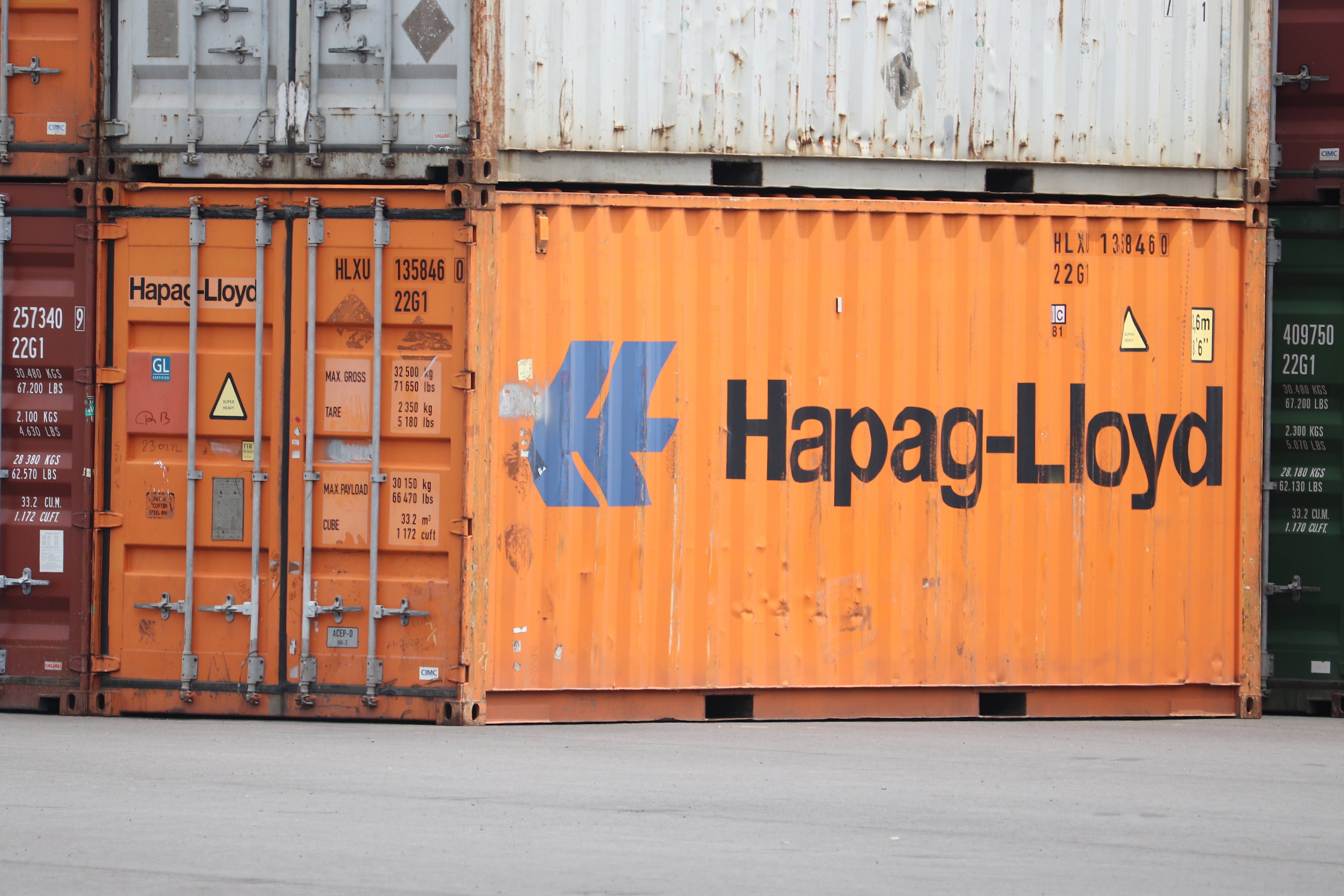 HLXU 135846 0 : new_ilya's Container Archives