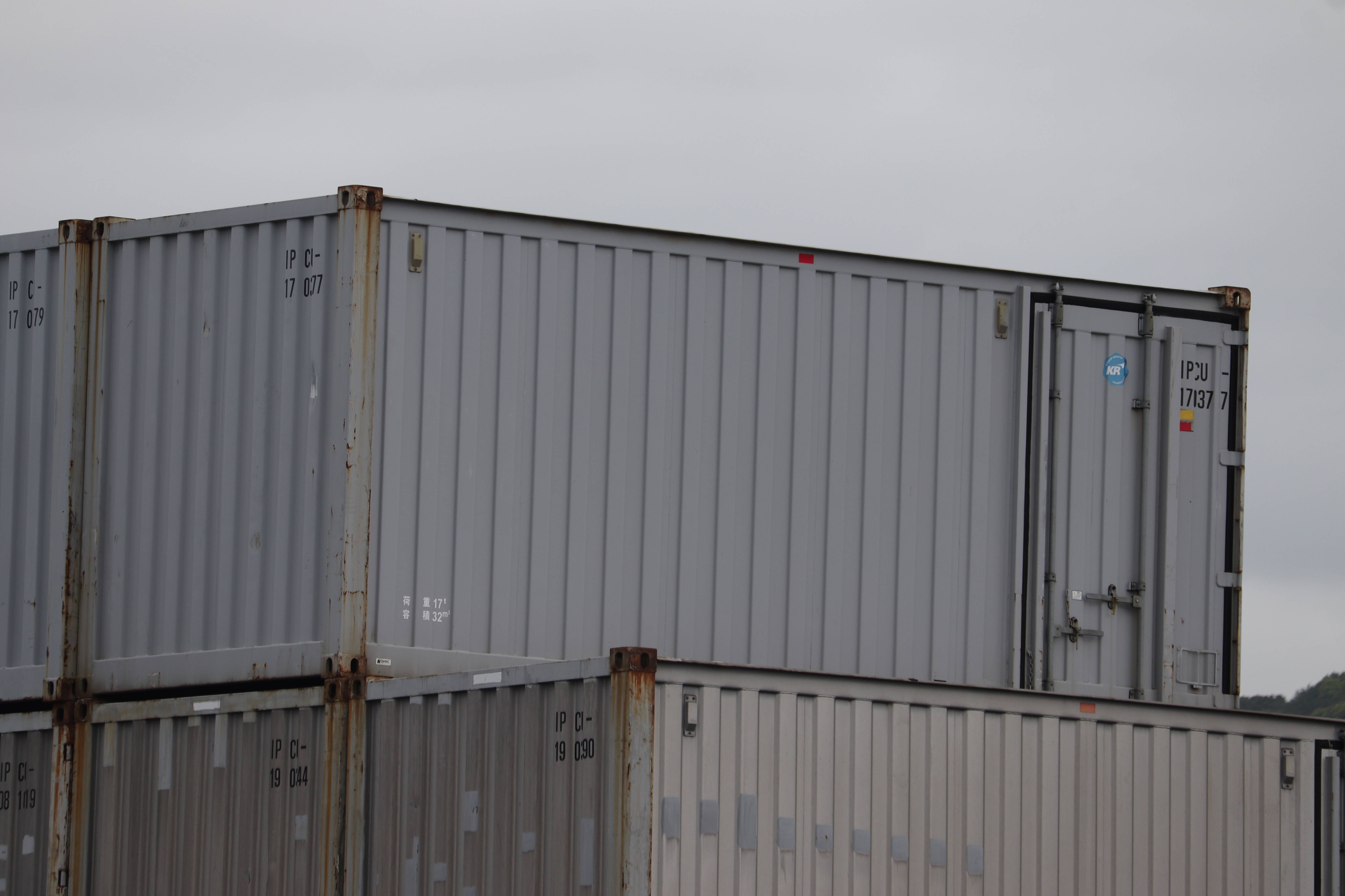 IPCU-170377 : new_ilya's Container Archives