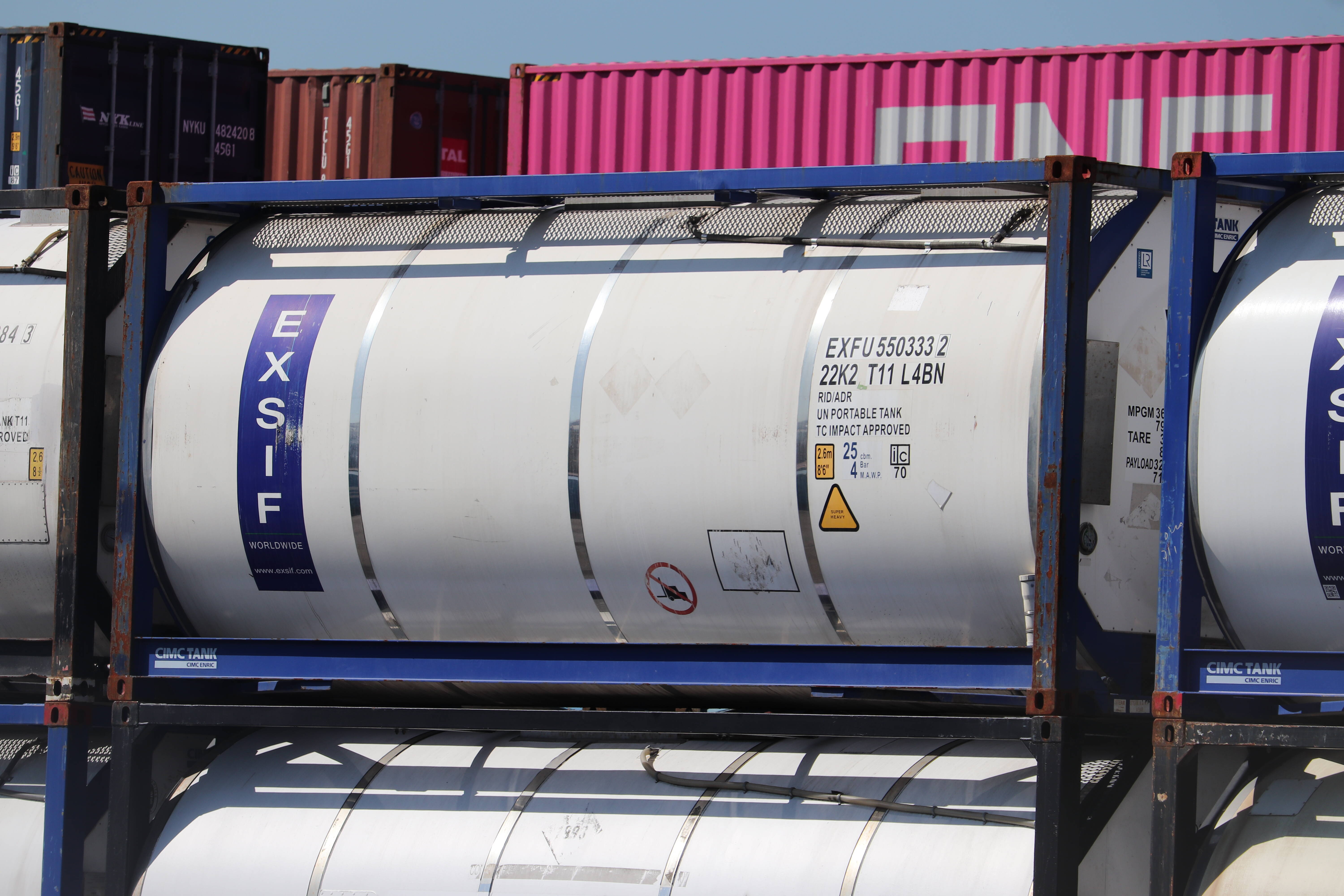 EXFU 550333 2 : new_ilya's Container Archives