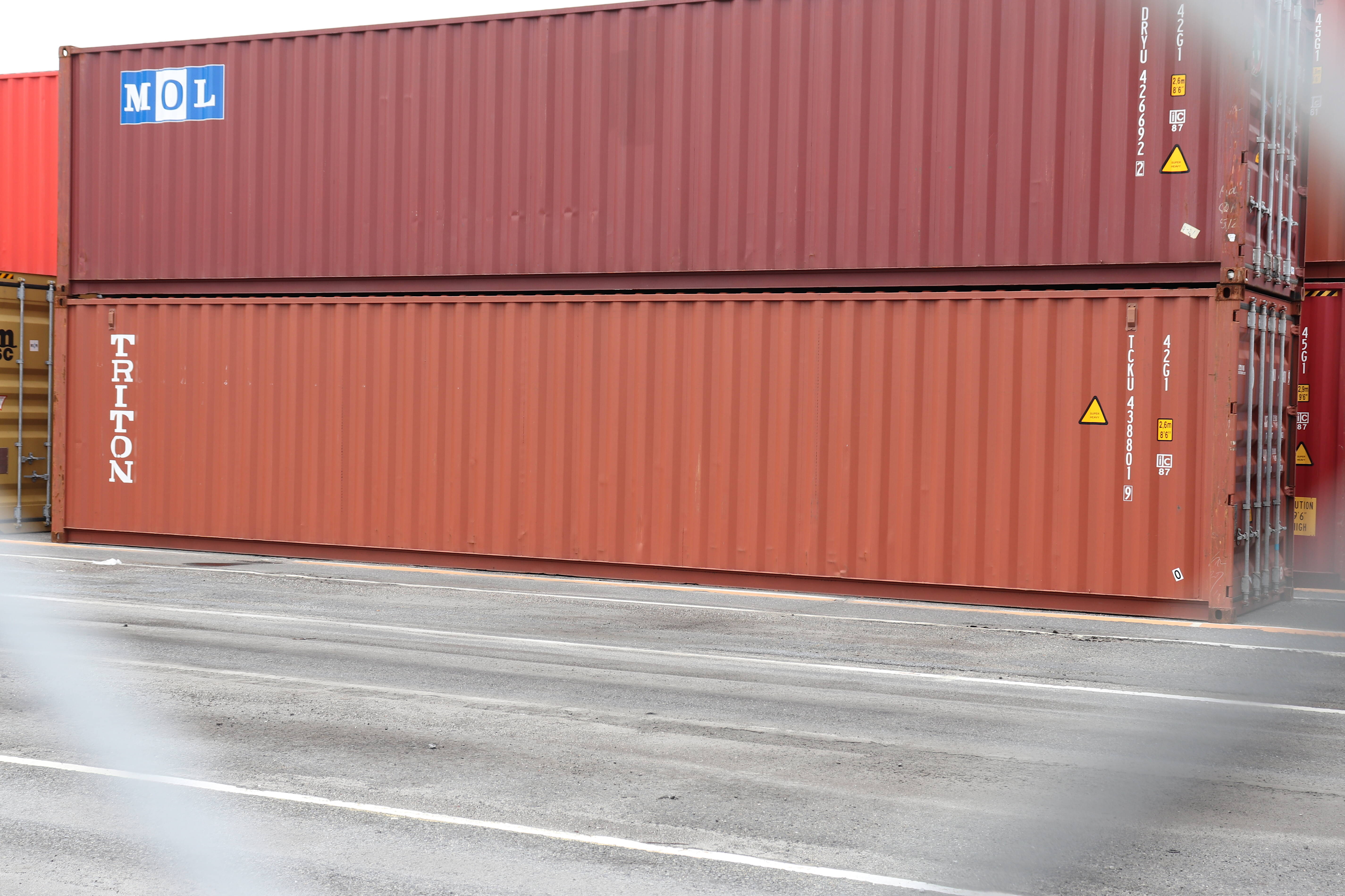 TCKU 438801 9 : new_ilya's Container Archives