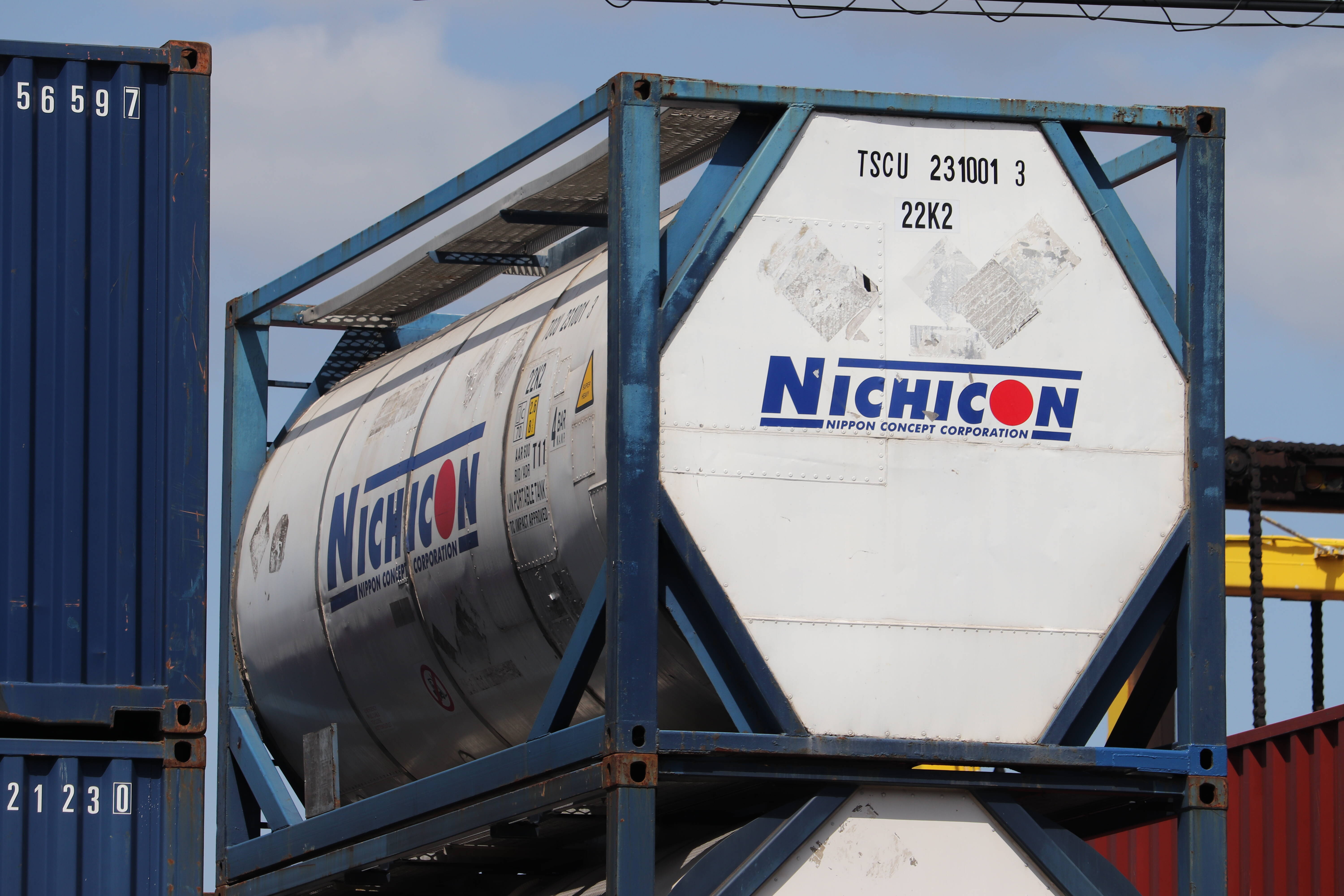 TSCU 231001 3 : new_ilya's Container Archives