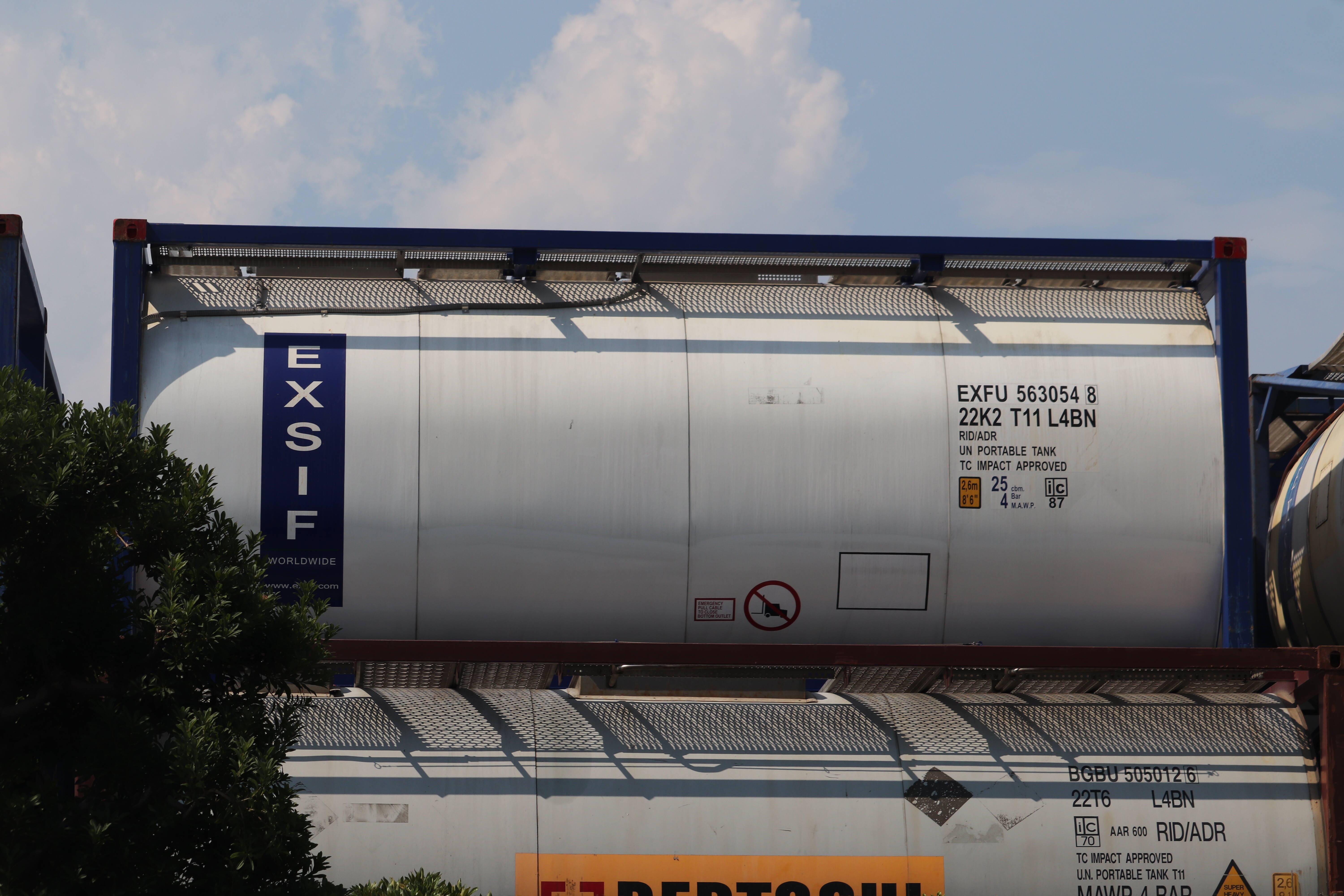 EXFU 563054 8 : new_ilya's Container Archives