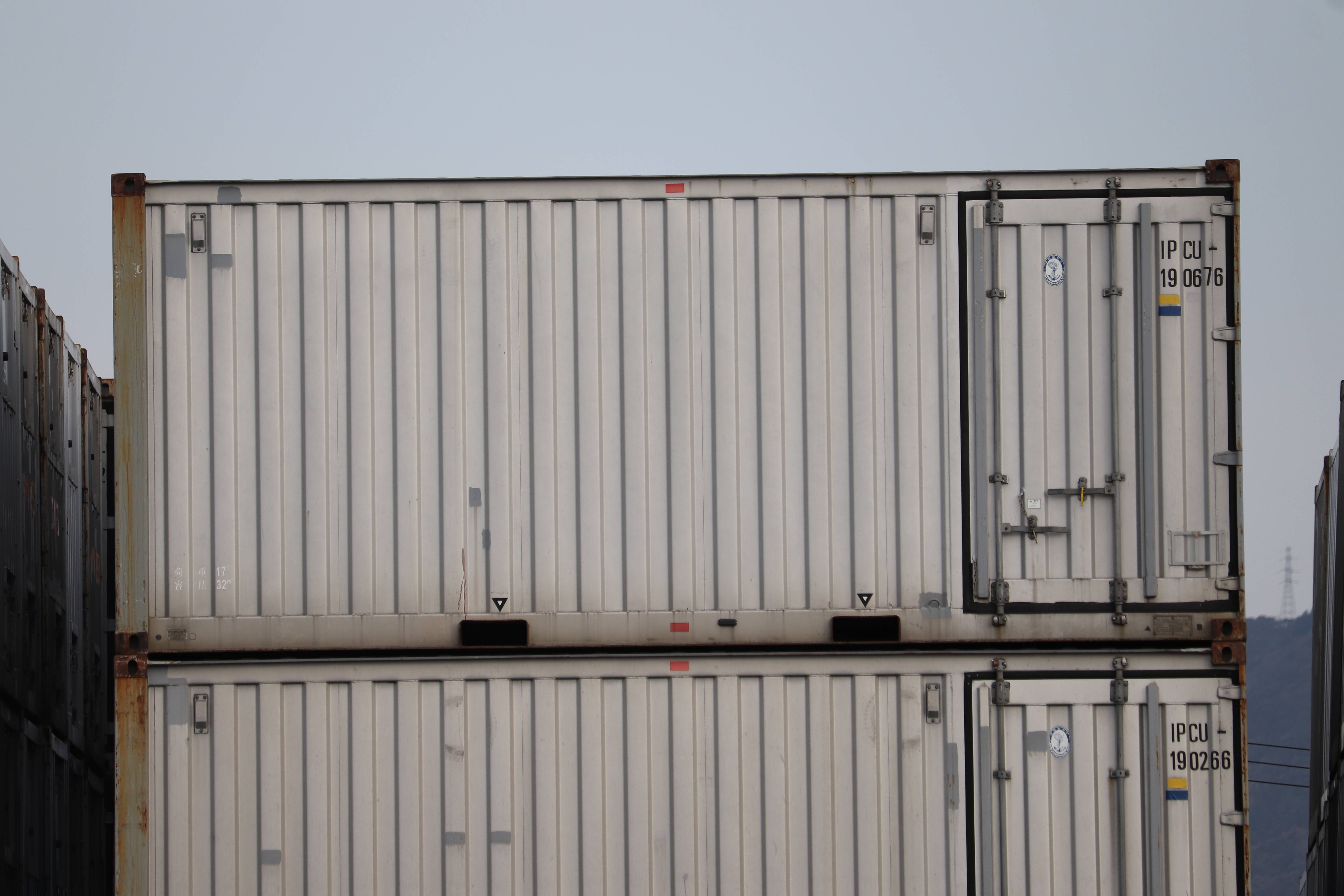 IPCU-190676 : new_ilya's Container Archives