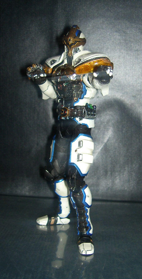 ライダー戦闘数値比較改 : S.I.C. 仮面ライダーイクサ