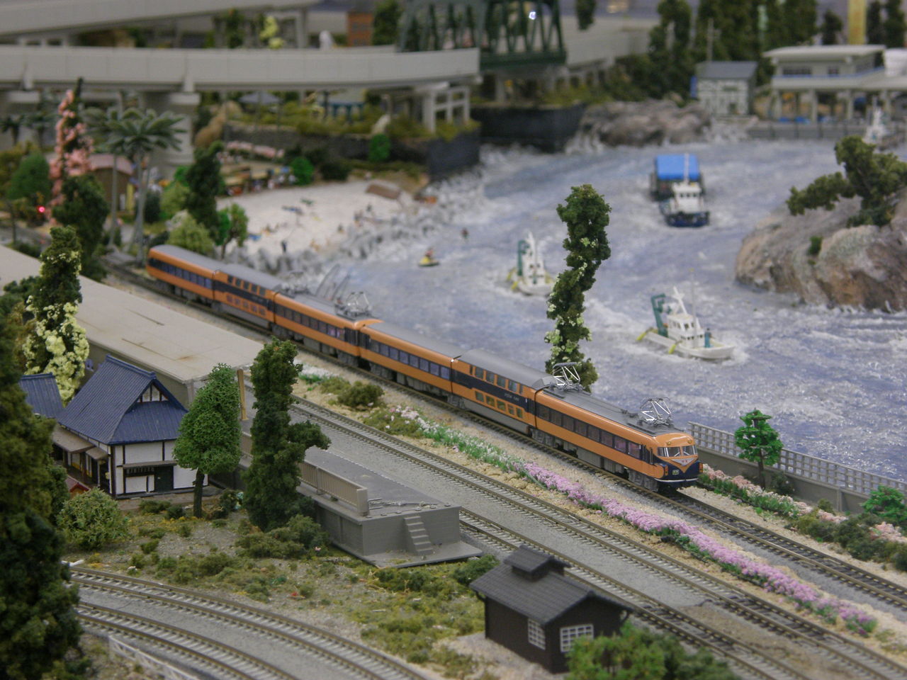 KATOから「近鉄10100系・新ビスタカー」が発売!です。 : エヌゲ KATOから「近鉄10100系・新ビスタカー」が発売!です。 : エヌゲ