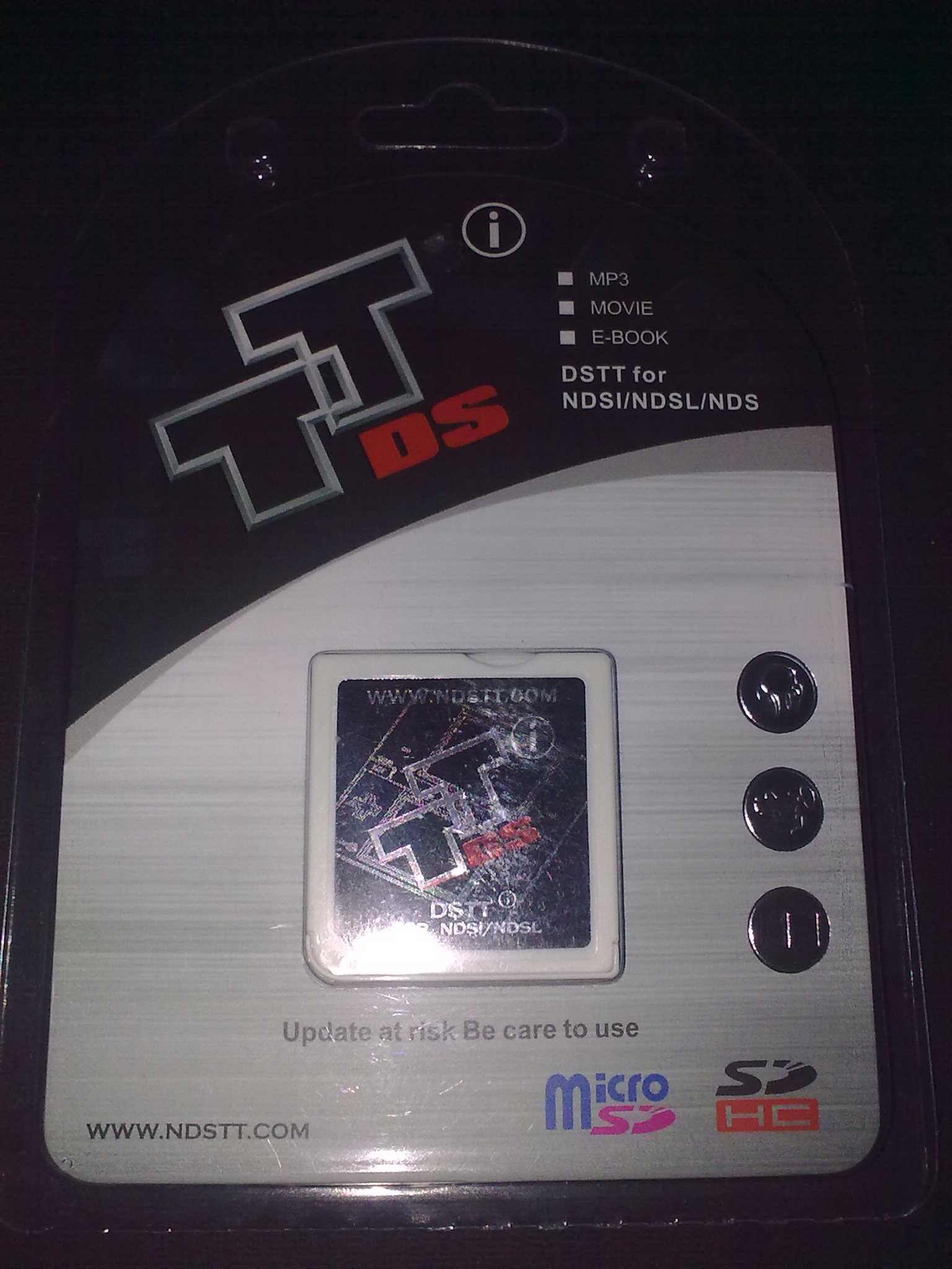 Nikko's Blog : [GAME][NDS]DSiでも動くアレ 第2弾『DSTTi』