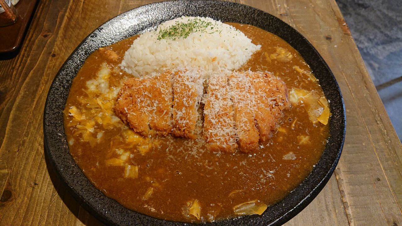 沖縄ジンジャーを使ったカレーとからあげの店 Suggy（肥後橋） : 食べ歩き関西ブログ