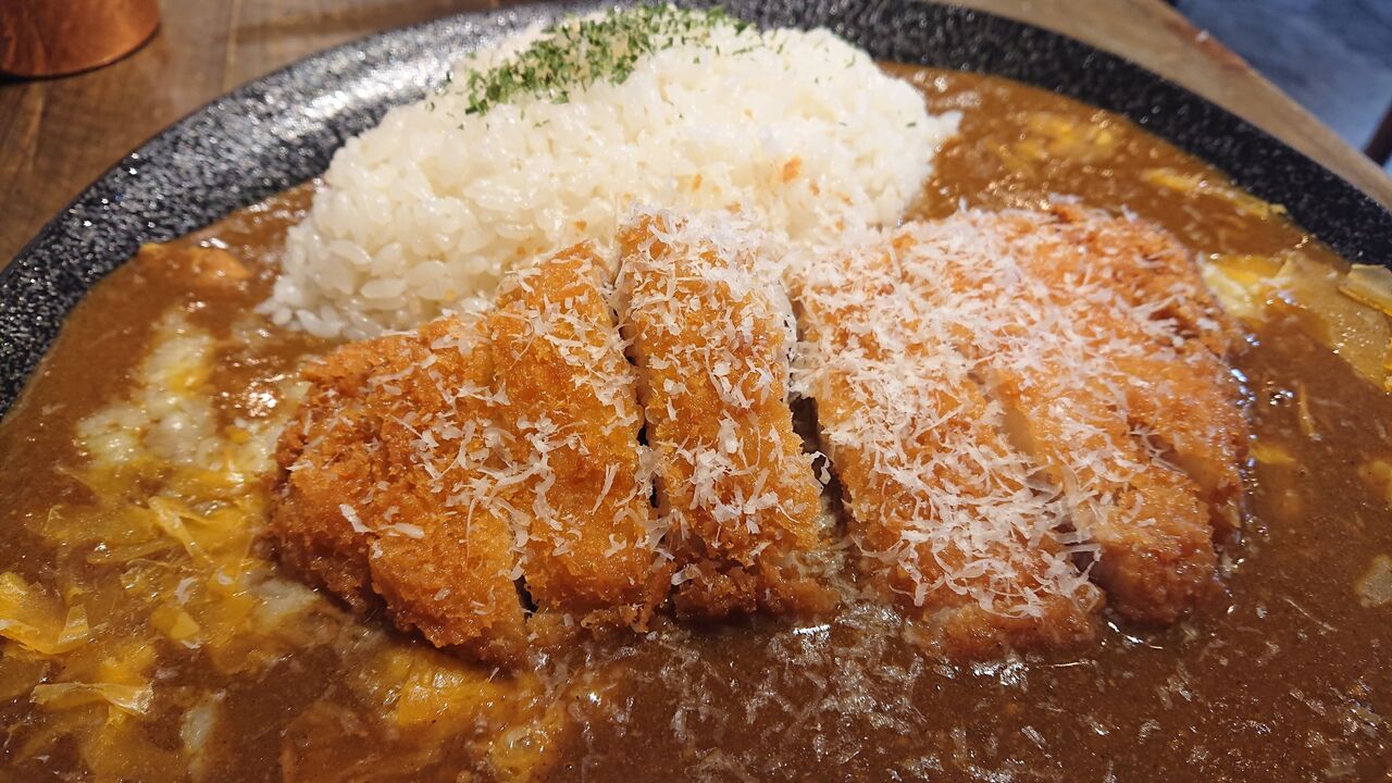 沖縄ジンジャーを使ったカレーとからあげの店 Suggy（肥後橋） : 食べ歩き関西ブログ