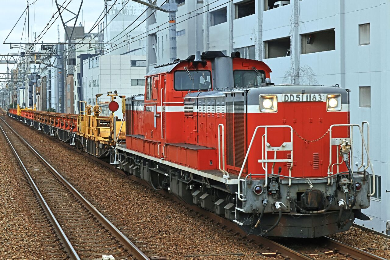 JR西日本 DD51-1183号機＋チキ12両 「万富工臨」＠さくら夙川 : 鐵道写真公開所 参号機