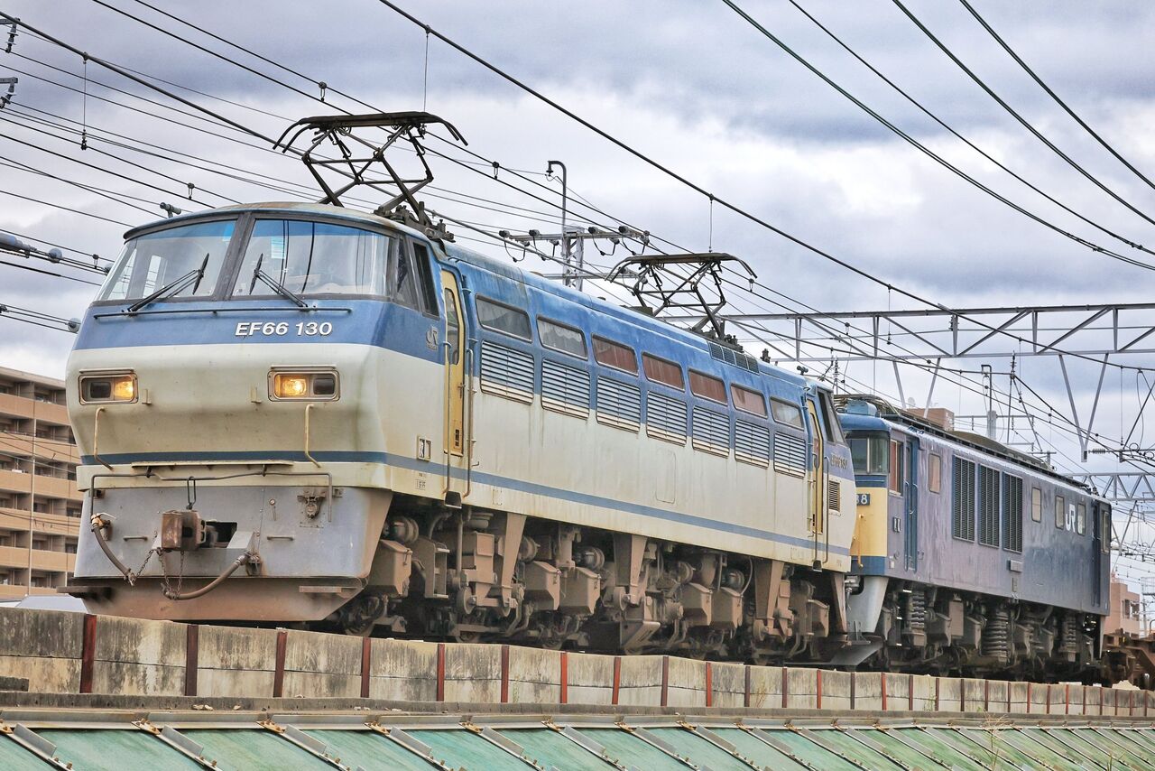 JR貨物 EF66-130号機＋ムドEF64-1038号機 2077レ : 鐵道写真公開所 参号機