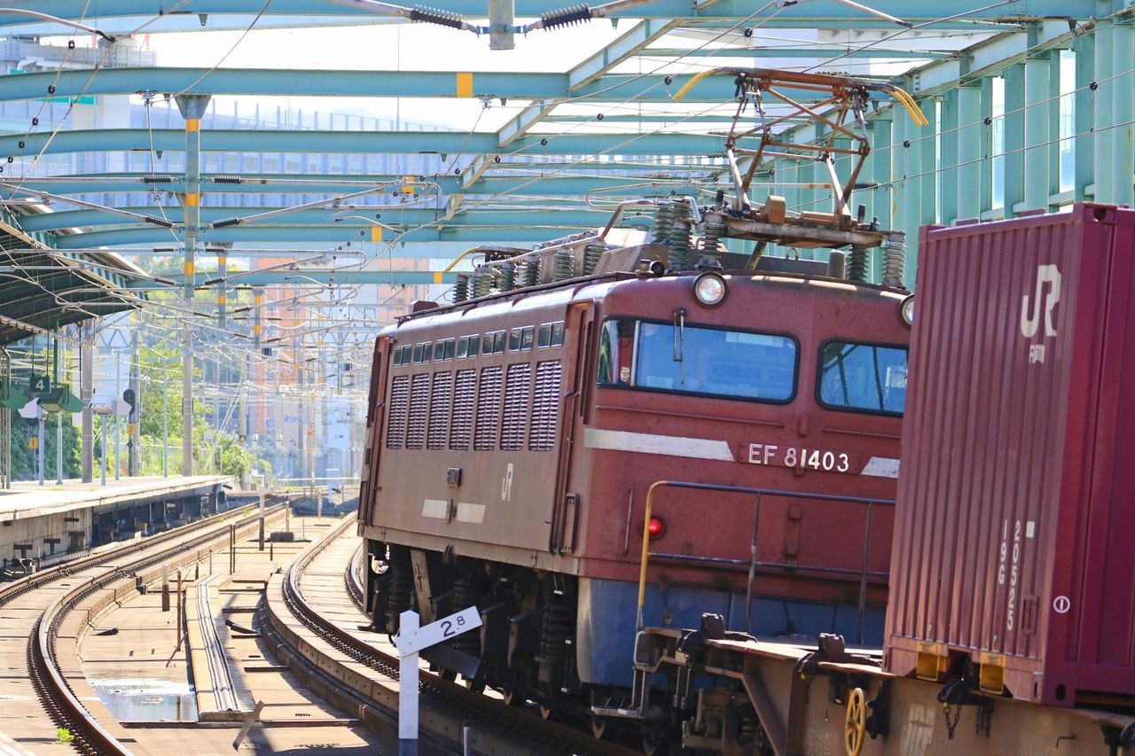 JR貨物 EF81-403号機 : 鐵道写真公開所 参号機
