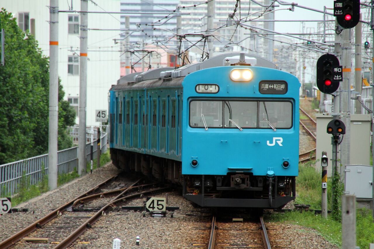 JR西日本 103系R1編成 : 鐵道写真公開所 参号機