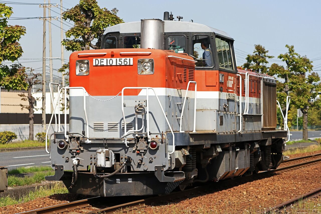 JR貨物 DE10-1561号機 貨物更新色 : 鐵道写真公開所 参号機