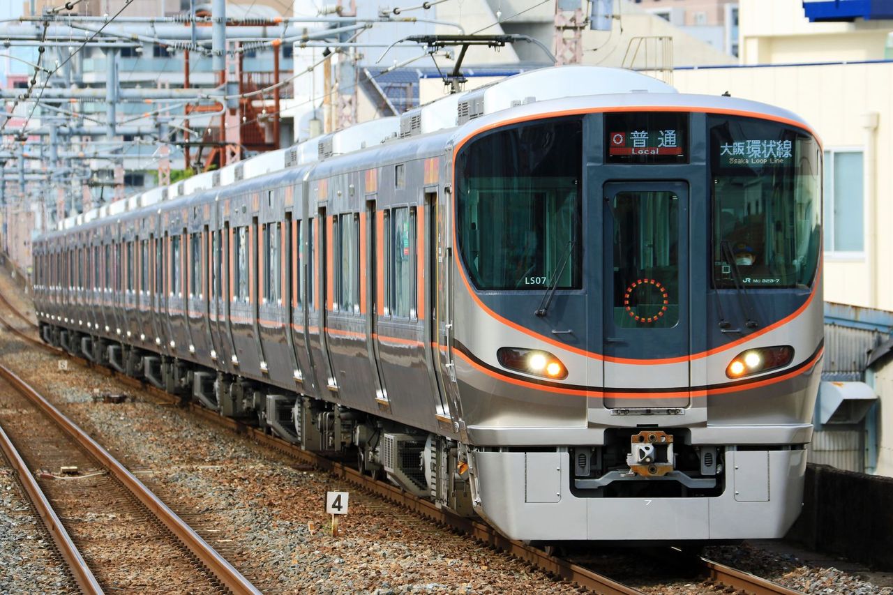 JR西日本 323系LS07編成 : 鐵道写真公開所 参号機