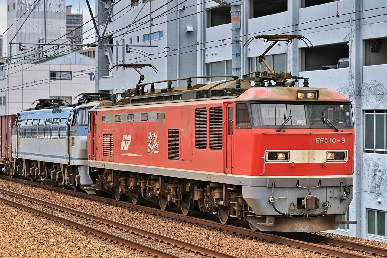 JR貨物 EF510-9号機＋ムドEF66-126号機 2077レ : 鐵道写真公開所 参号機