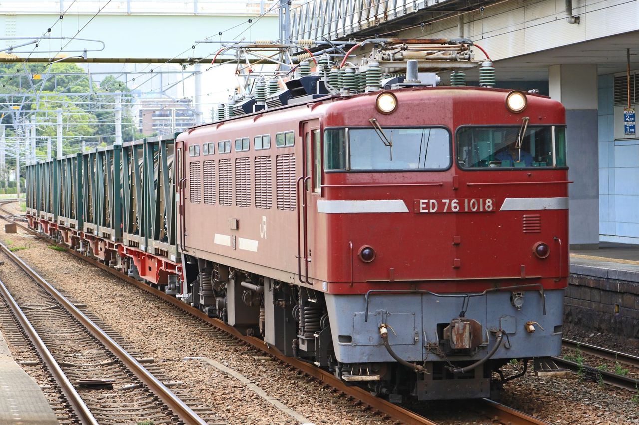 JR貨物 ED76-1018号機＋コキ200 : 鐵道写真公開所 参号機