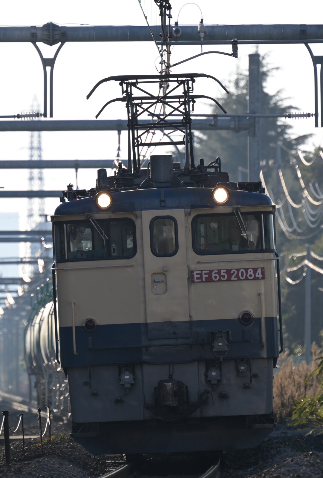 EF65牽引貨物列車 4072ﾚと8877ﾚ 2023/12/02 : 新デジカメ鉄道風来記