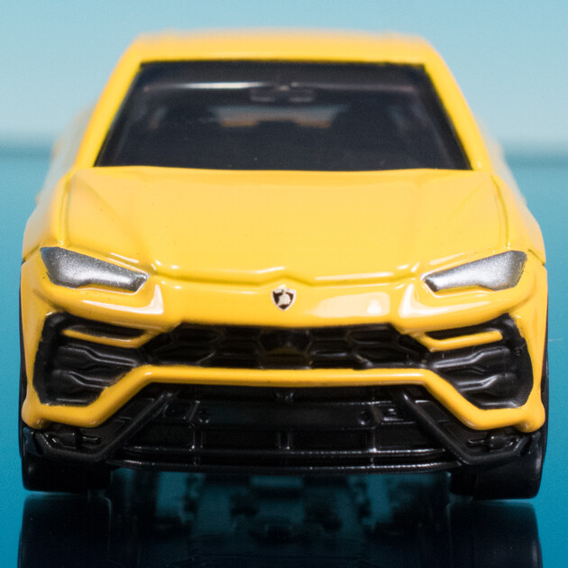 レビュー トミカ No.16 ランボルギーニ ウルス : ミニカー沼 レビュー トミカ No.16 ランボルギーニ ウルス : ミニカー沼