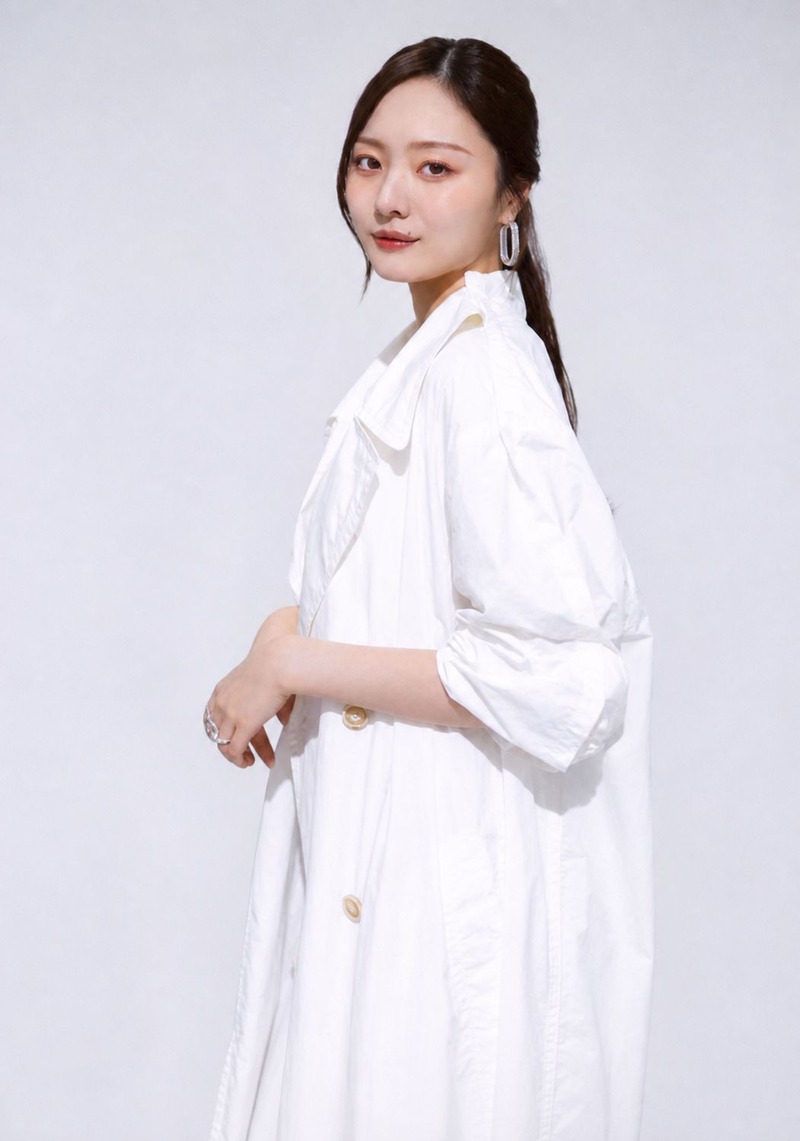 乃木坂46生写真『最後に階段を駆け上がったのはいつだ？』“梅澤美波”特別仕様盤 特典 : 乃木坂46びいき