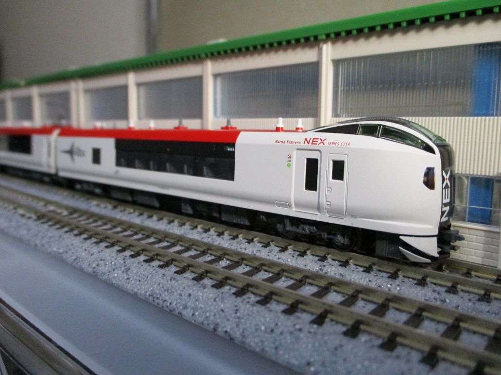 KATO E259系 成田エクスプレス 入線 : 夏島鉄道