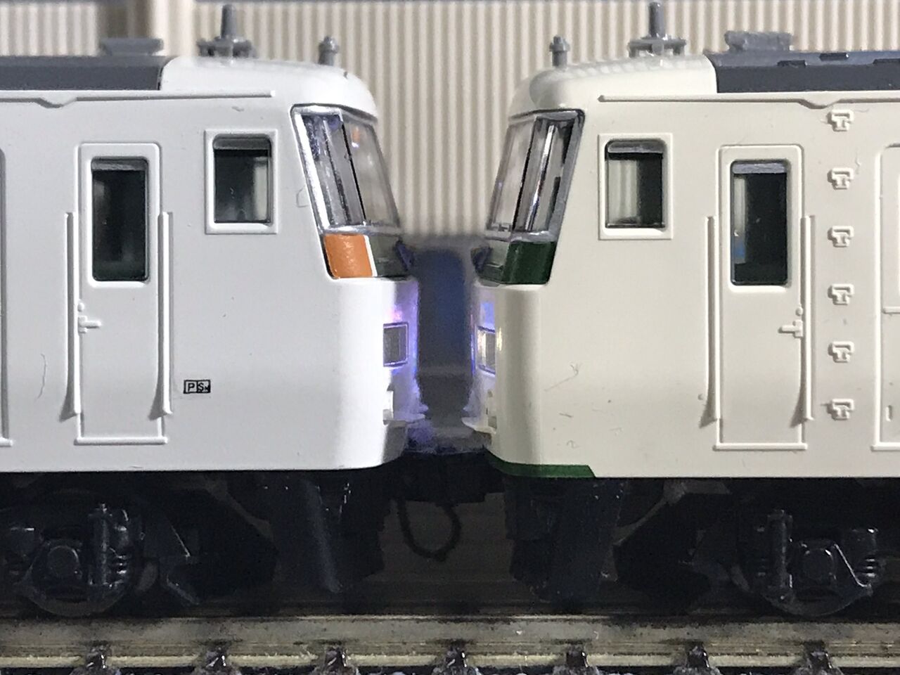 TOMIX 185系200番台 踊り子新塗装 入線 : 夏島鉄道 TOMIX 185系200番台 踊り子新塗装 入線 : 夏島鉄道