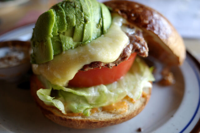 けつログ : HAILEY BURGER／アイ アム ジャッキー（彦根市）