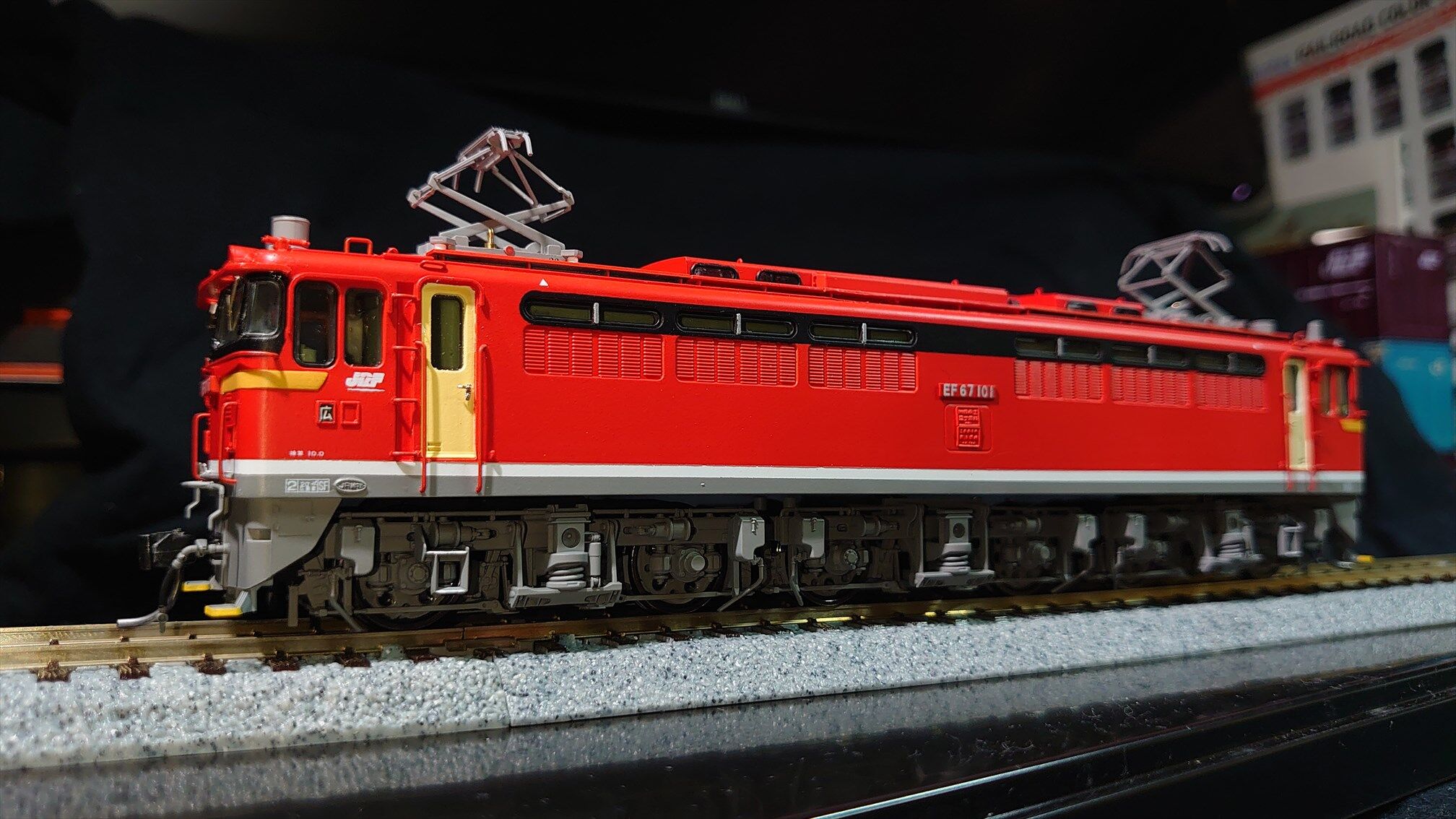HOでEF67を作る！製作記～完成しました！祝！～ : のすたるじっくビュー へろへろ鉄道とアニメ分の多いブログ
