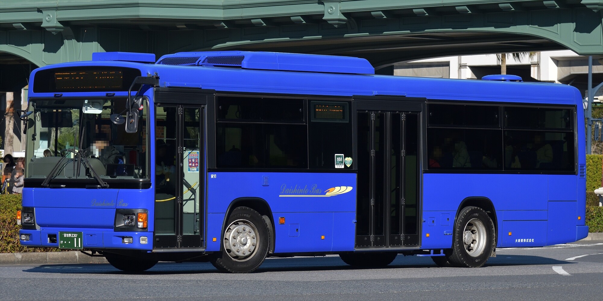 JBUS : バスの世界へ